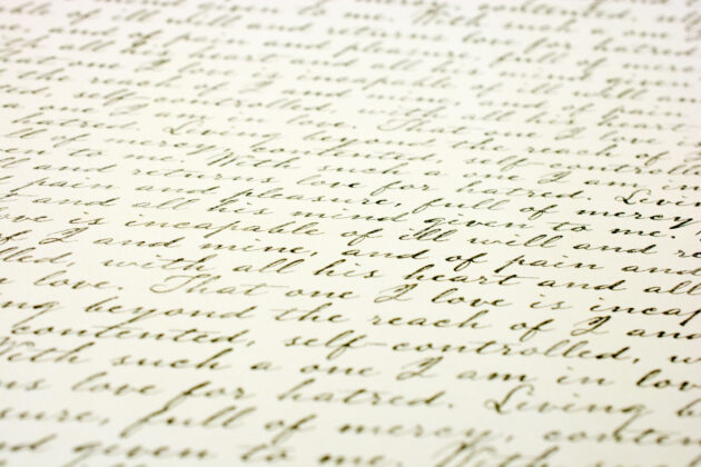 【例文あり】イベントの時には英語をおしゃれな筆記体で書きたい！表記ルールも解説 | 英会話スクール・英語教室・講師派遣のプリンス英米学院